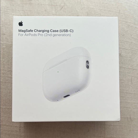 Apple | Headphones | Apple Magsafe Usbc Charging Case For Airpods Pro ...